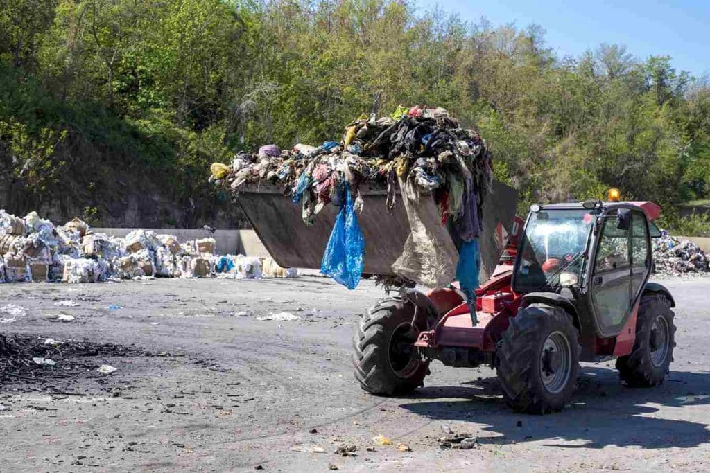 How Waste Should Be Stored Prior to Collection?